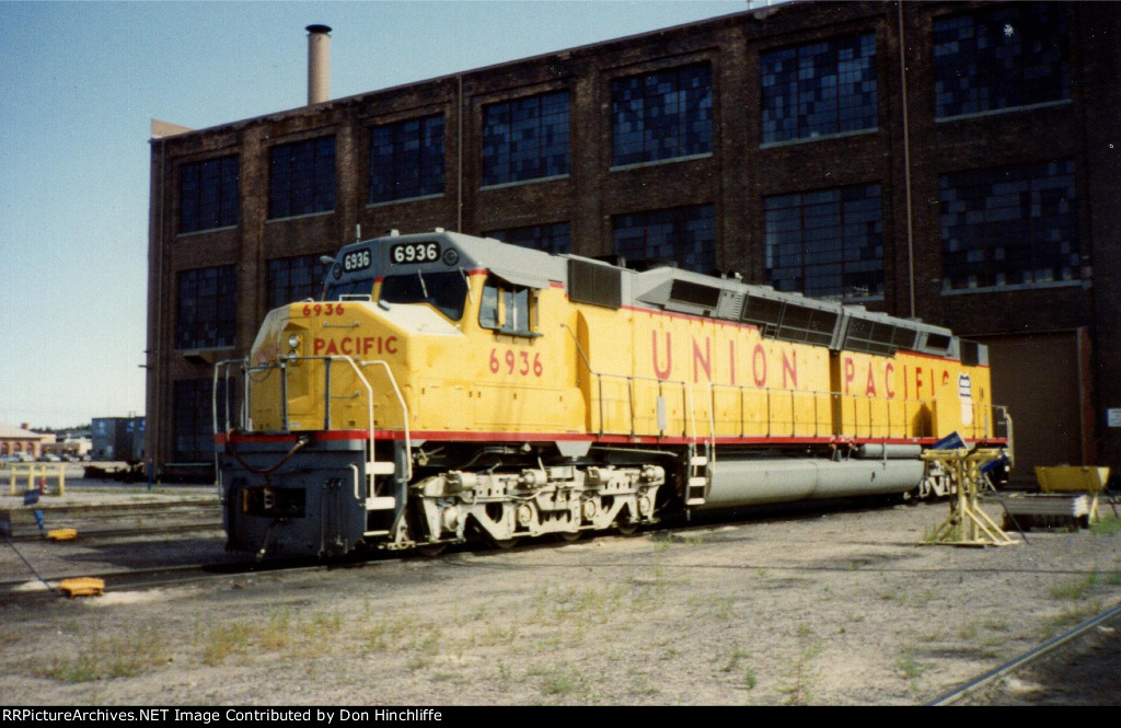 UP 6936 - Centennial - Cheyenne WY - 9-1992